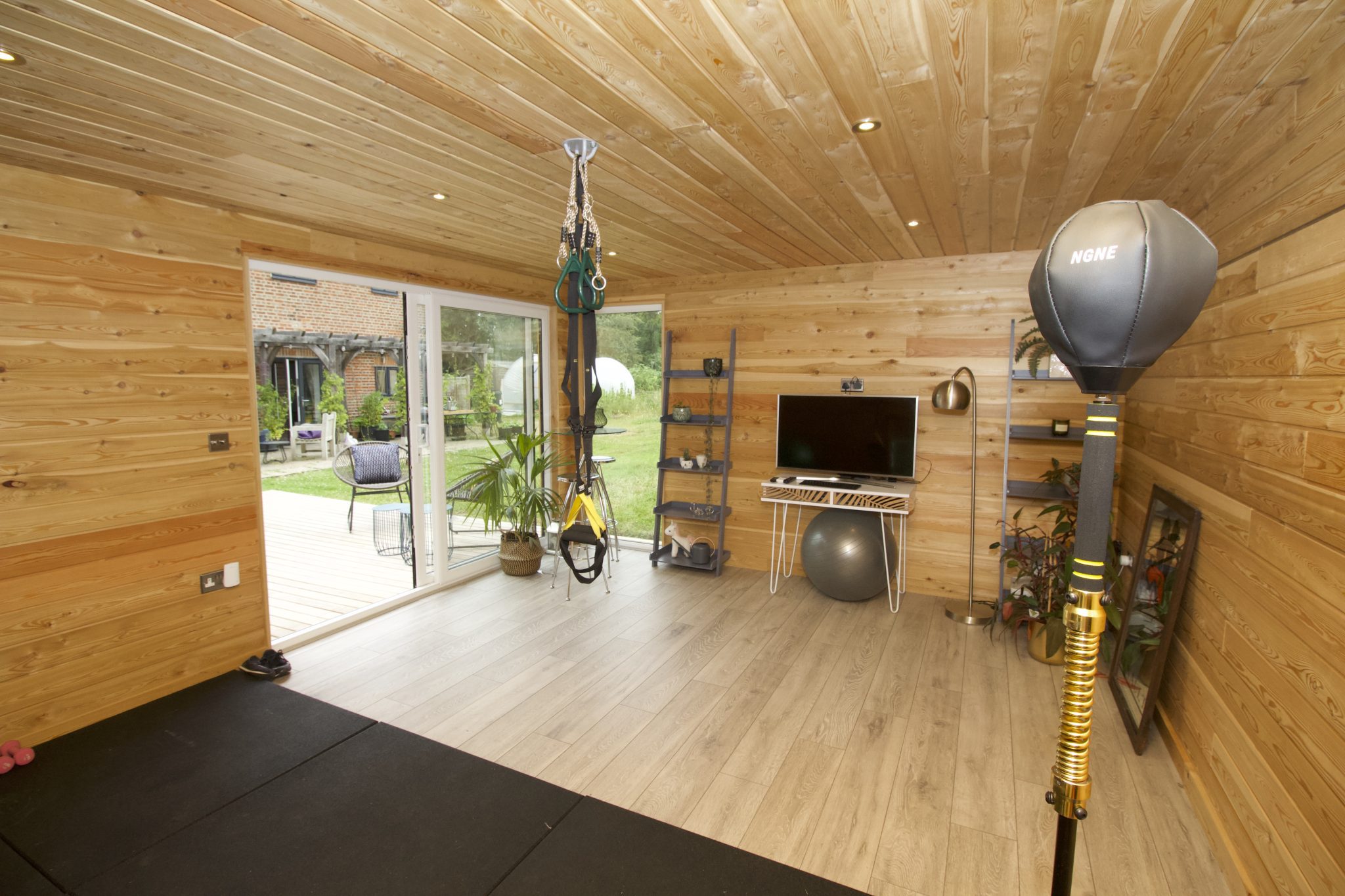 Larch Gym - Timber Rooms